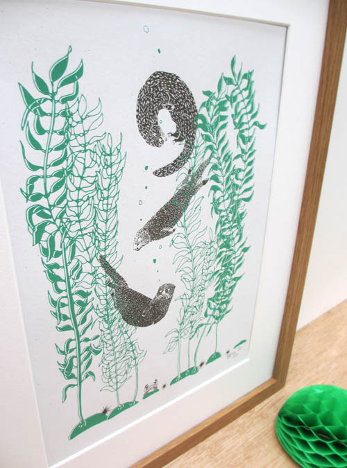 Otters and kelp art print – Boodle